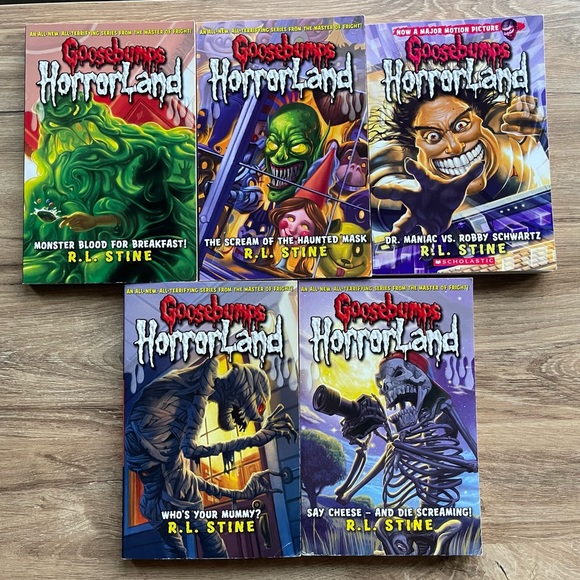 Scholastic | Other | Lot Of 5 Kids Goosebumps Horrorland Paperback ...
